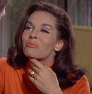 Image - Catwoman Miss Kitka 5.png - Batman Wiki