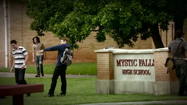 Mystic Falls High School - Wiki Vampire Diaries