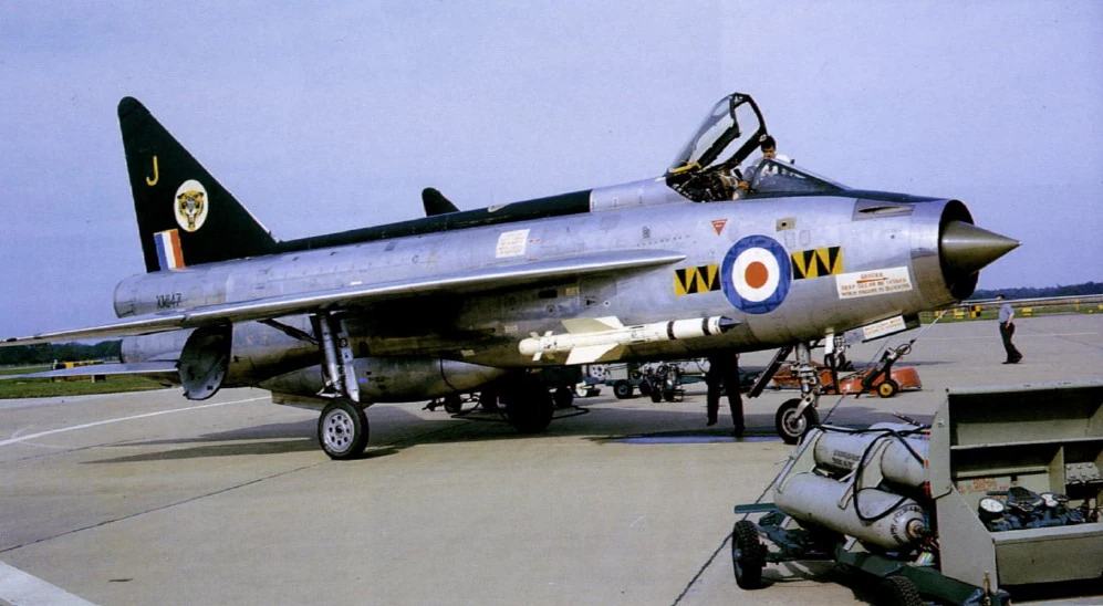English Electric Lightning - Planes and Mercs Wiki