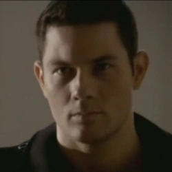 Maddox - Wiki Vampire Diaries France