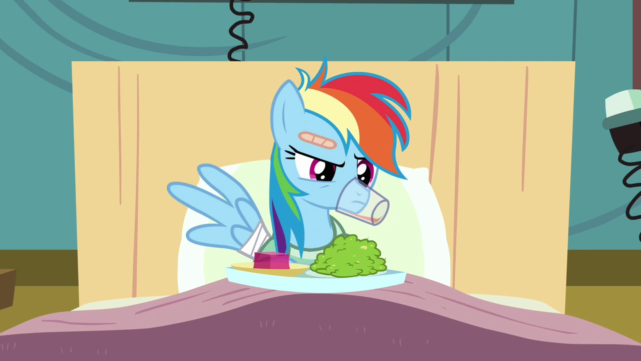 Image - Rainbow muzzle stuck in glass S2E16.png - My Little Pony ...